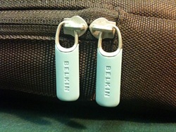 Mini Review: Belkin Messenger Bag