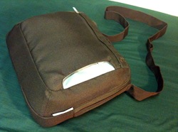 Mini Review: Belkin Messenger Bag